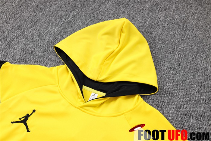 Production Ensemble Survetement Veste A Capuche Jordan PSG Jaune 2023/2024