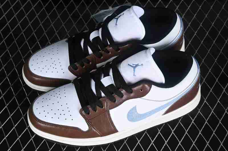 Site Officiel Nike Air Jordan 1 Low Blanc/Bleu/Brun FQ8156-142